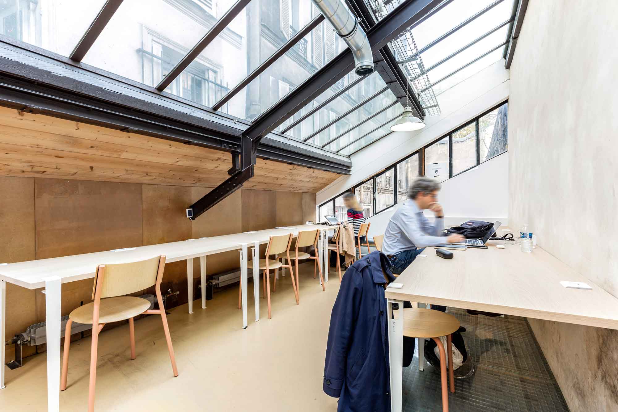 La Permanence - Espace de travail ouvert 24h/24 et 7j/7 à Paris